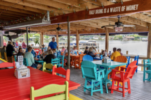 Cranberry Resort – Waterfront Bar & Grill